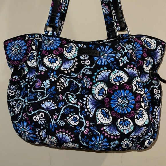 Vera Bradley | Bags | Vera Bradley Glenna Womens Satchel Bag In Bramble Pattern Of 28 Now ...